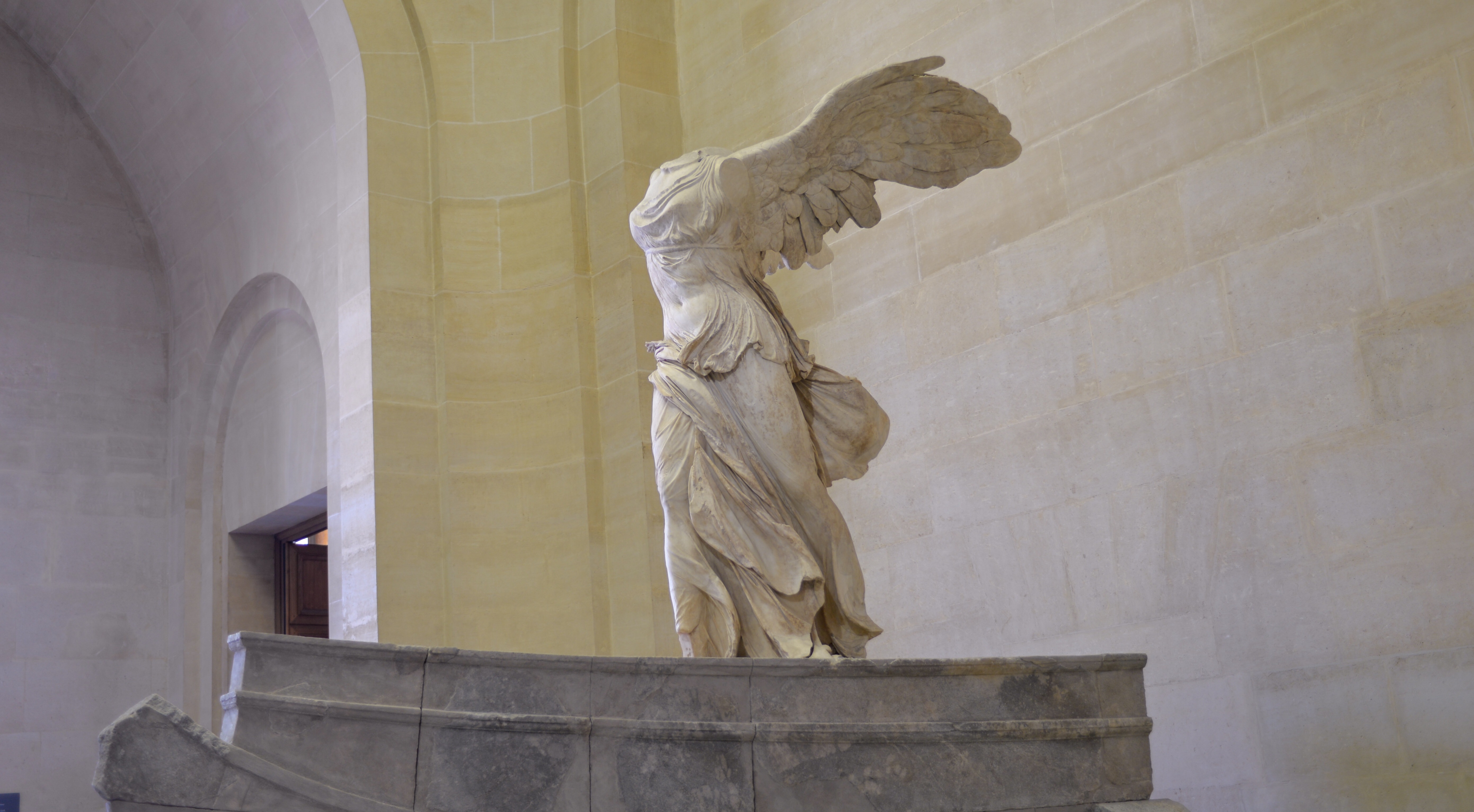 卢浮宫-胜利女神像 - SHEELY